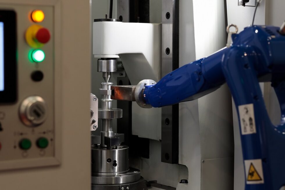4 Manufacturing Challenges and How Automation Can Solve Them | Master ...